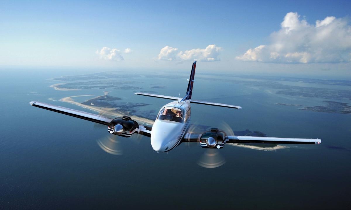Beech Baron G58 Charter | Hourly Rates & Aircraft Specifications